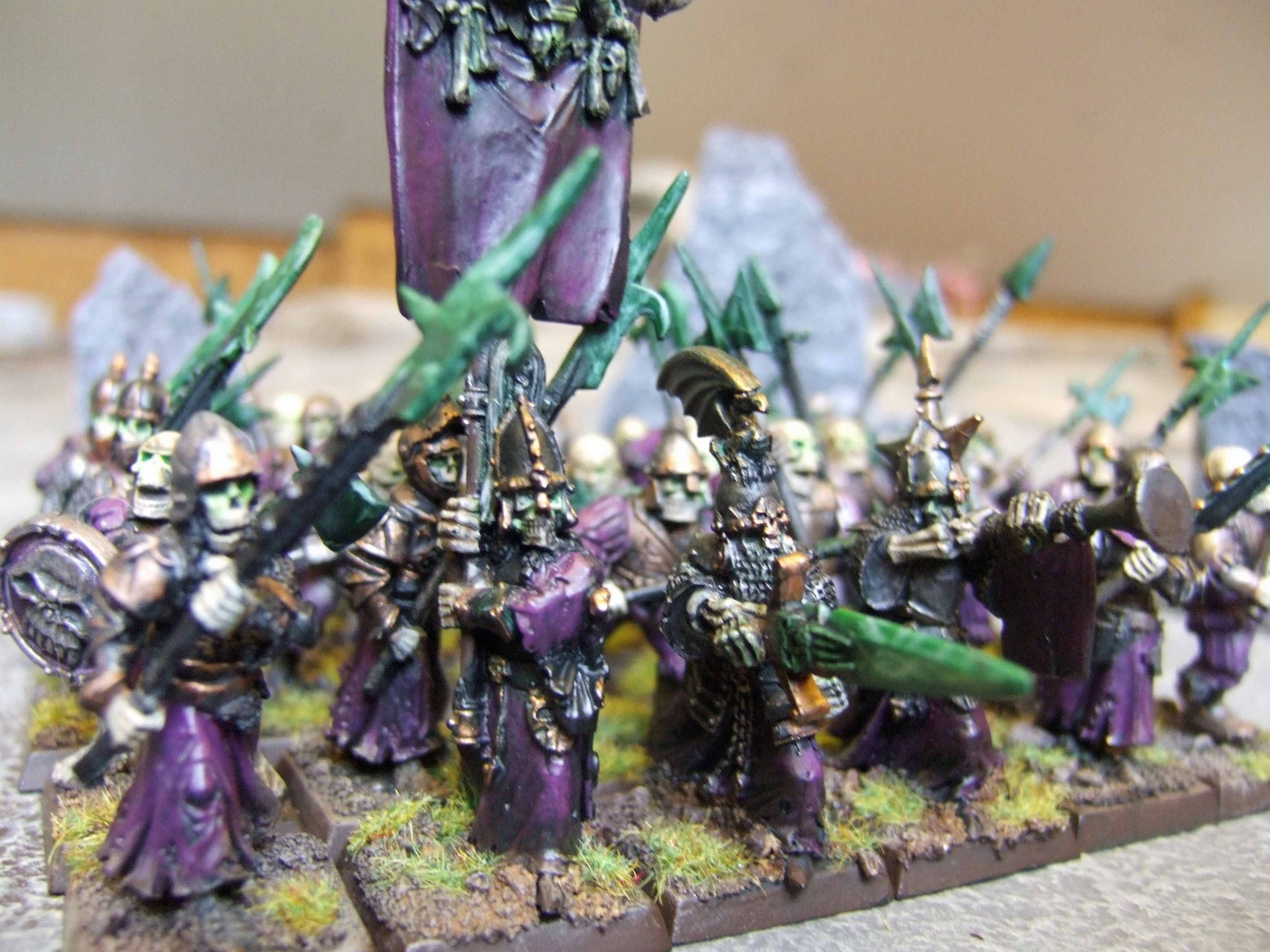 Converted Grave Guard – OnTableTop – Home of Beasts of War