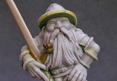 A New Dwarf Swordmaster Relaxes With RuneCast – OnTableTop – Home of ...