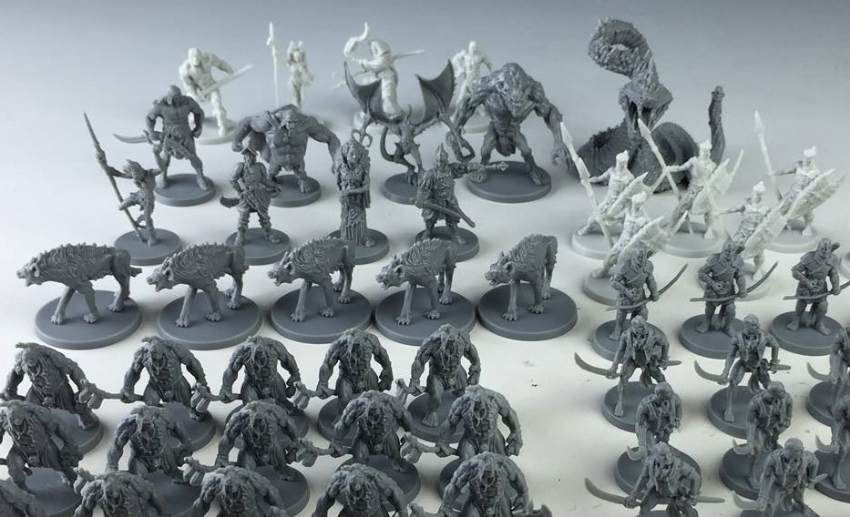 Monolith Show Off Plastic Barbarian & King Conan Miniature Sets ...