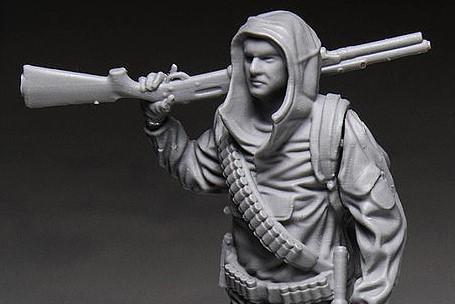Albino Raven Go Stalking With New Russian Soldier – OnTableTop – Home ...